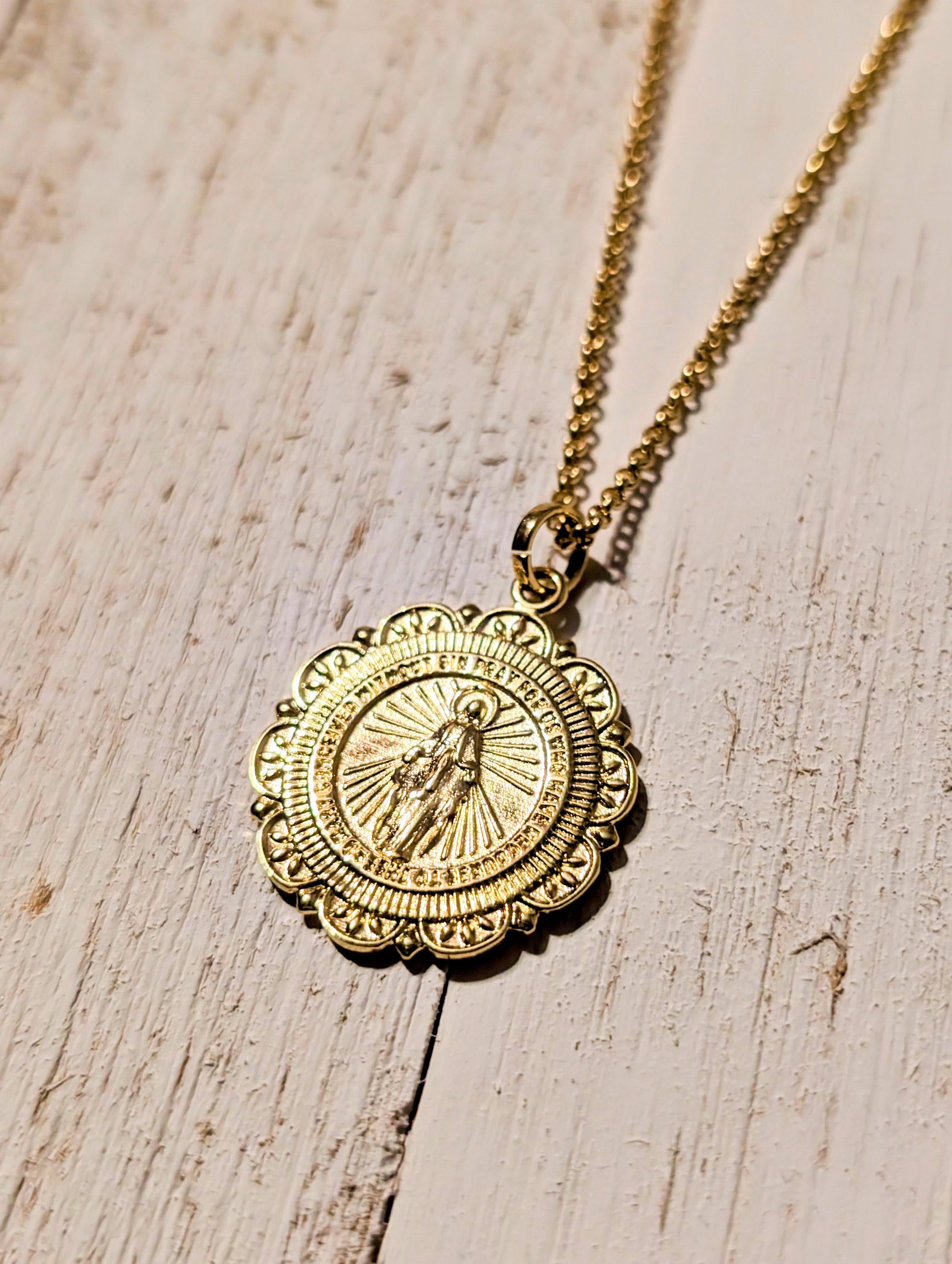 Fleur-De-Lis Miraculous Medal 18k GF | Fiat Inspired Designs